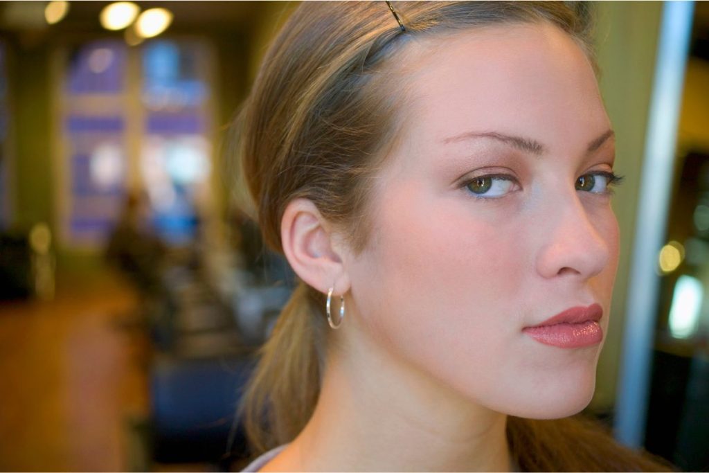 Mitä tarkoittaa side-eye? | Kysymyksiä.com